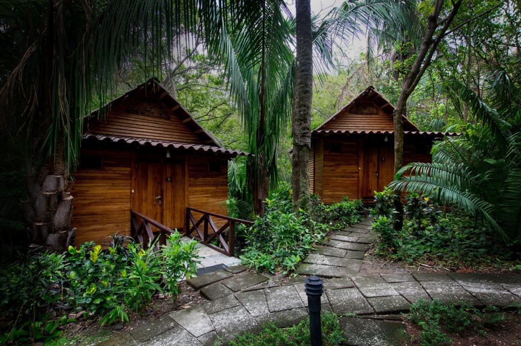 Eco Cottage with No A/C - Two (2) Twin Beds Only - Blue Spirit Costa Rica